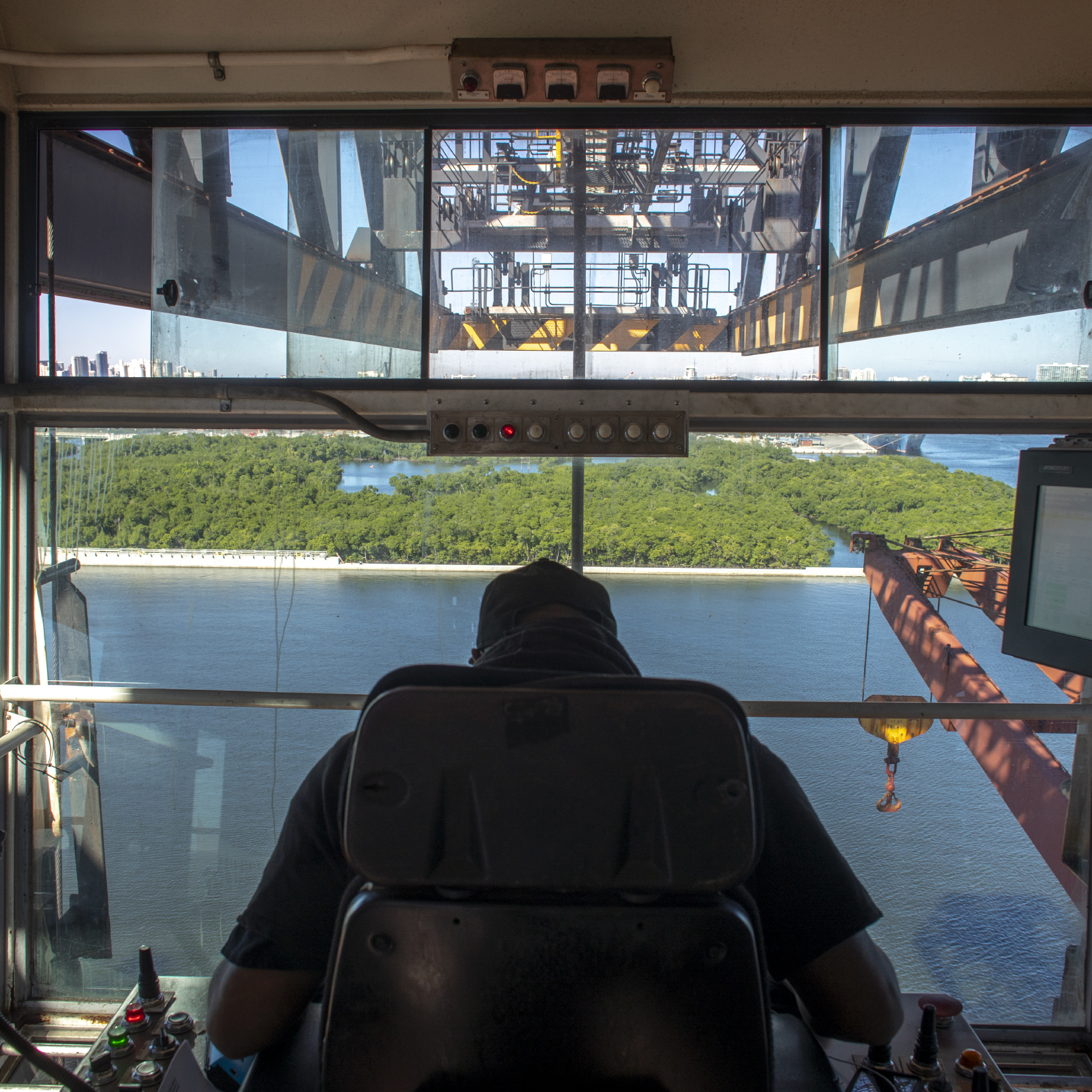Photo Gallery – Hanseatic Global Terminals