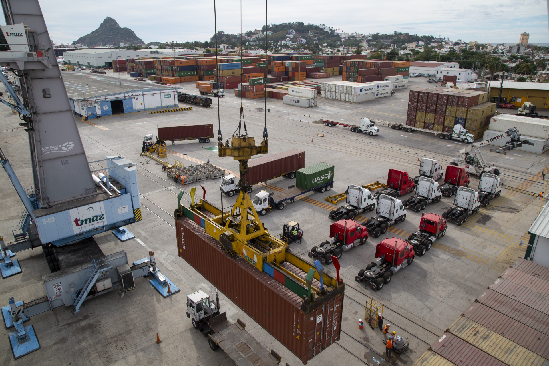 Photo Gallery – Hanseatic Global Terminals