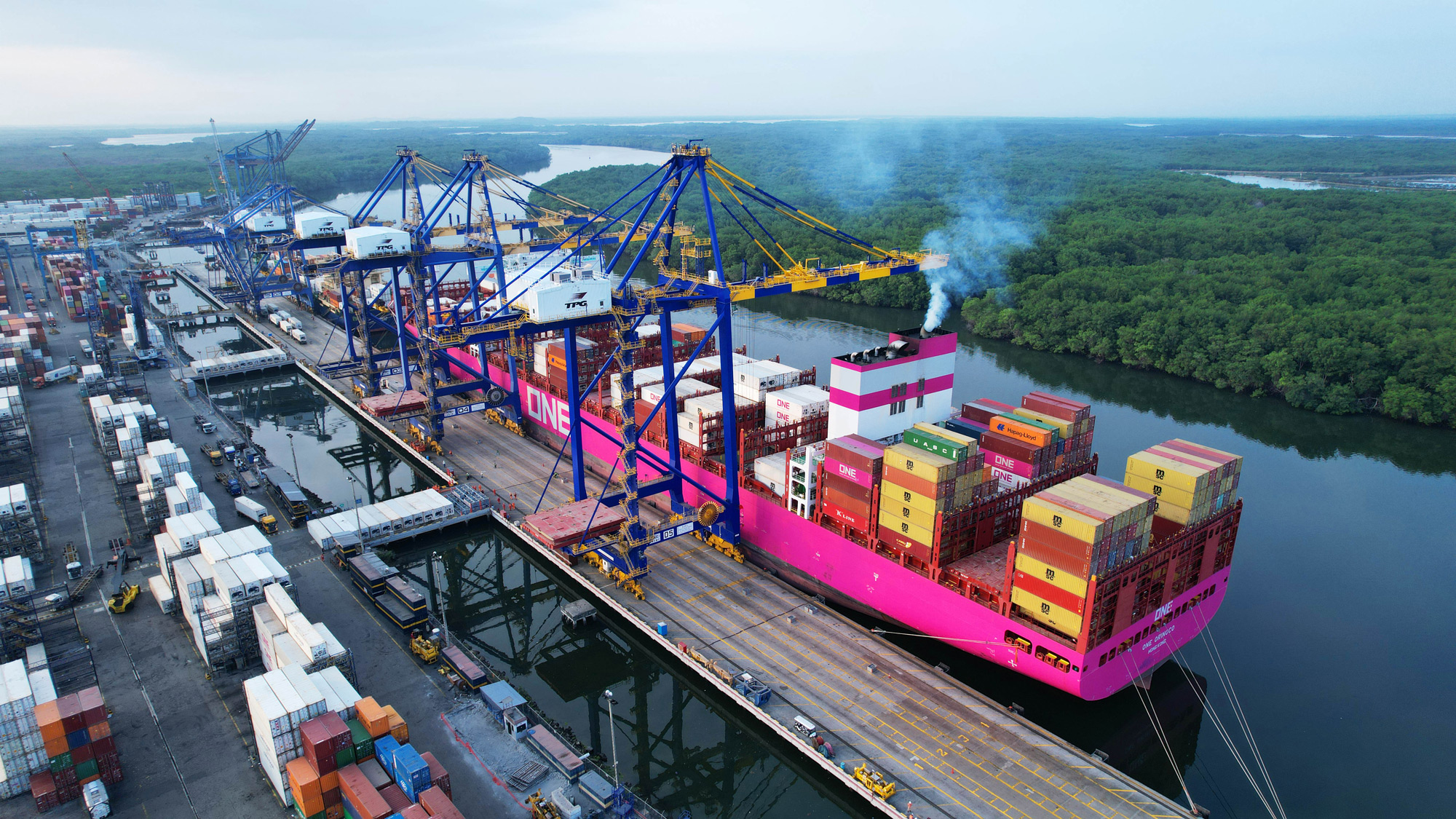 Photo Gallery – Hanseatic Global Terminals